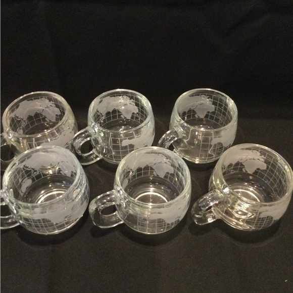 Nestle | Dining | Clear Glass World Map Mugs Set | Poshmark